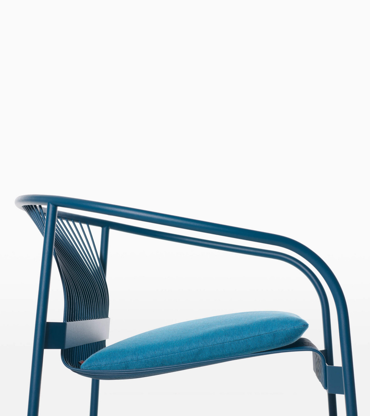 VELIT lounge chair | Plank