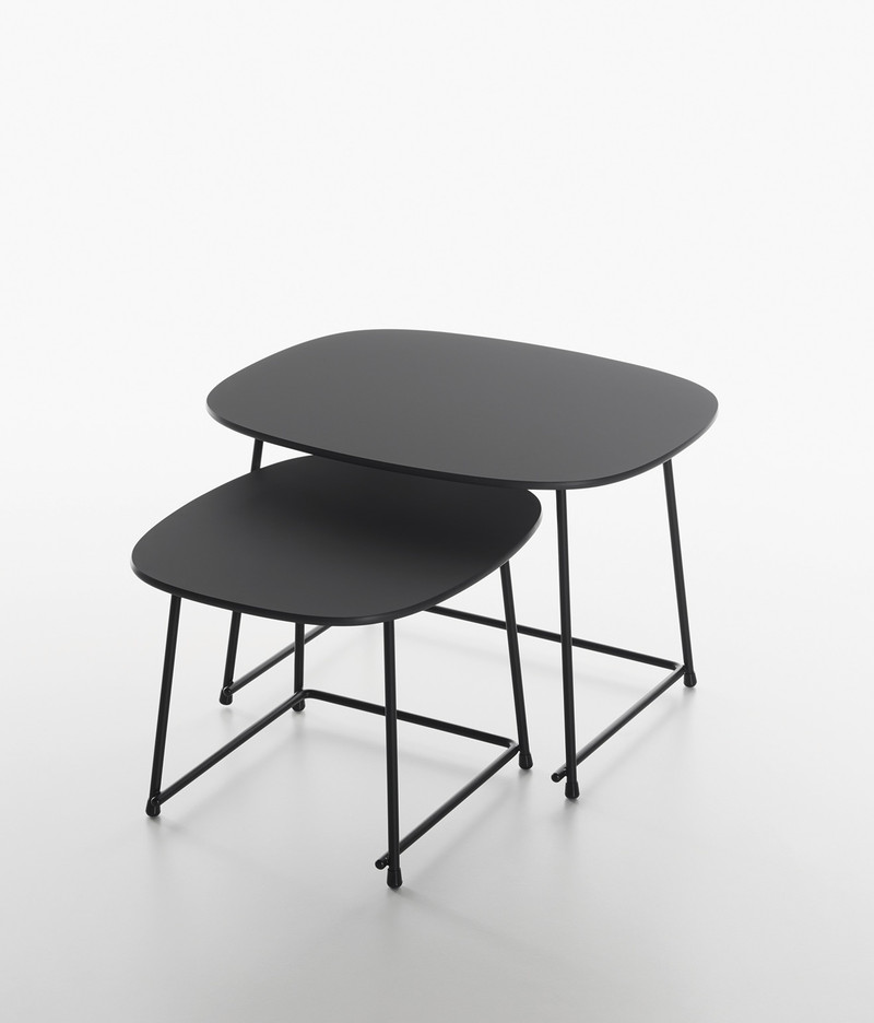 CUP lounge tables | Plank